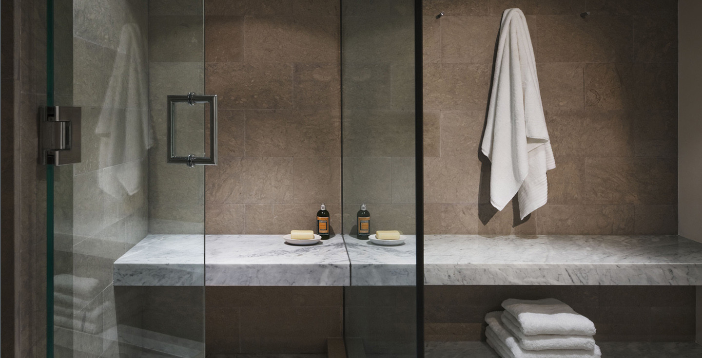 Steven Harris Architects LLP - Collins Avenue Apartment, FL